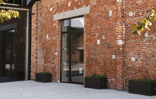 Gucci HQ: Piuarch brings a retired aircraft factory in the centre of ...