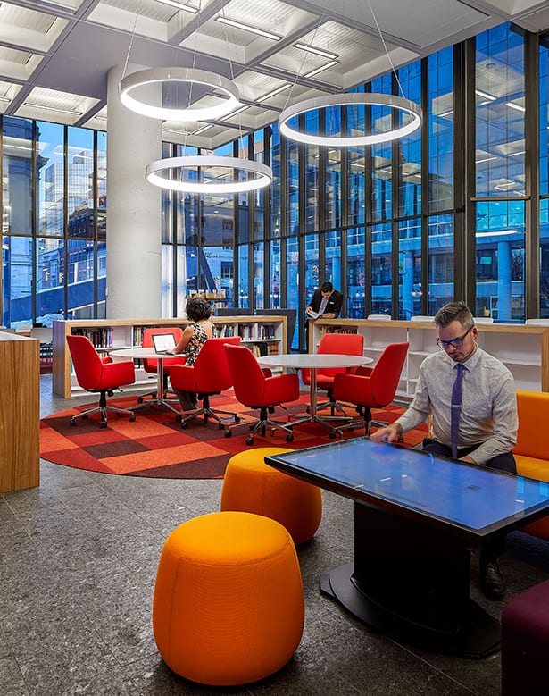 10 ways to optimise space in the workplace - OnOffice | Design at Work