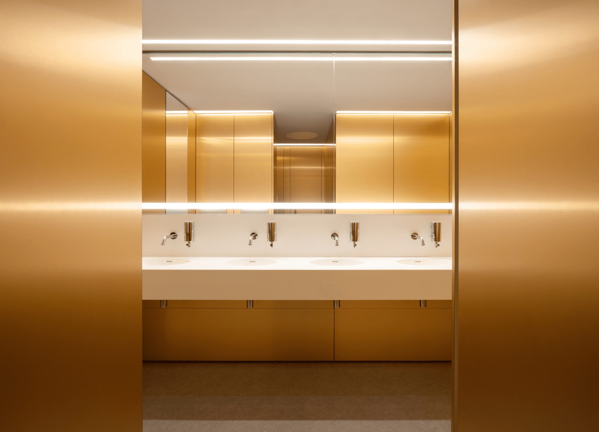 Nulty completes work on Selfridges' head office in London - OnOffice ...