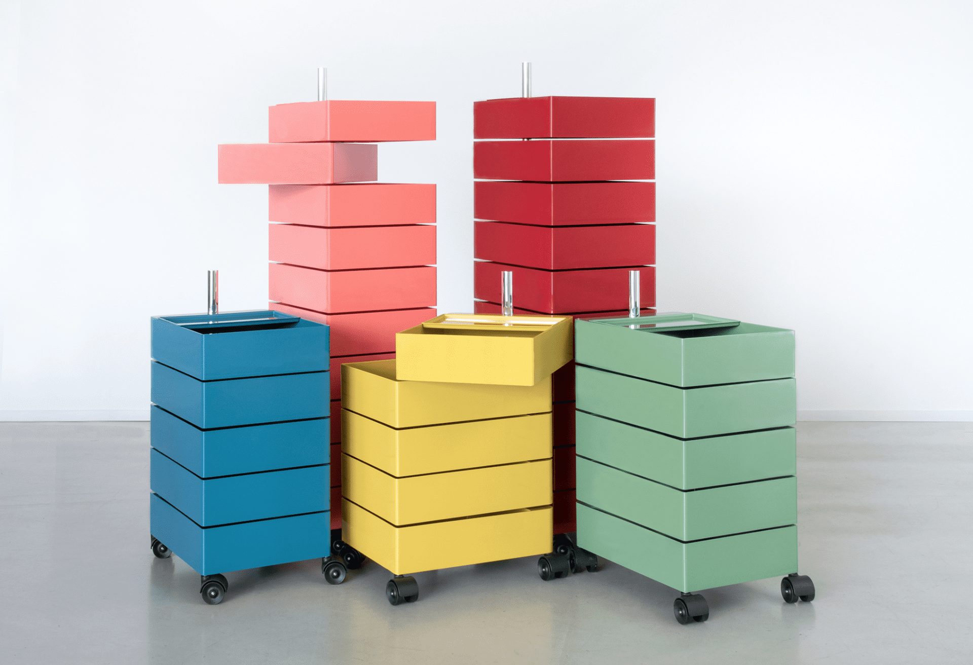 The 360° Container by Magis is a clever storage solution for compact ...