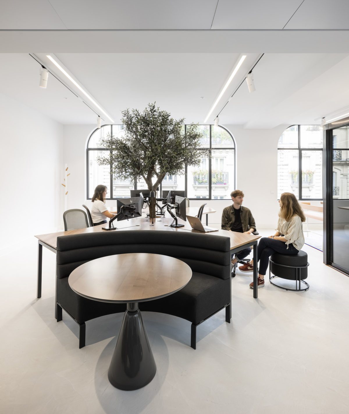 Moore Design opens the doors of live-work space Five - OnOffice ...