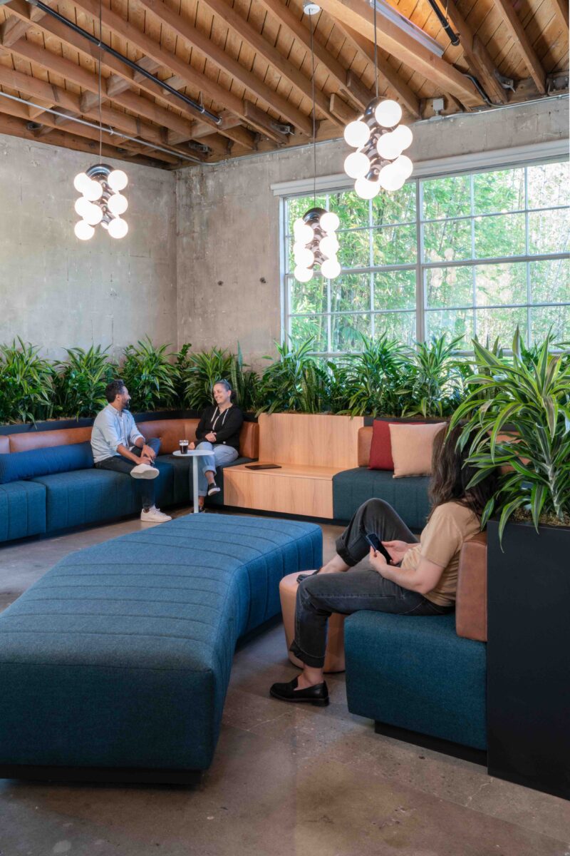 Rapt Studio take inspiration from restaurants to design the LA Headquarters for ChowNow ...